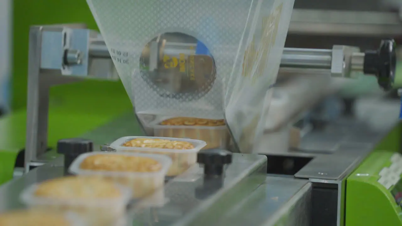 Helen Recipe: Tinh hoa bánh Trung thu từ quy trình chuẩn mực quốc tế