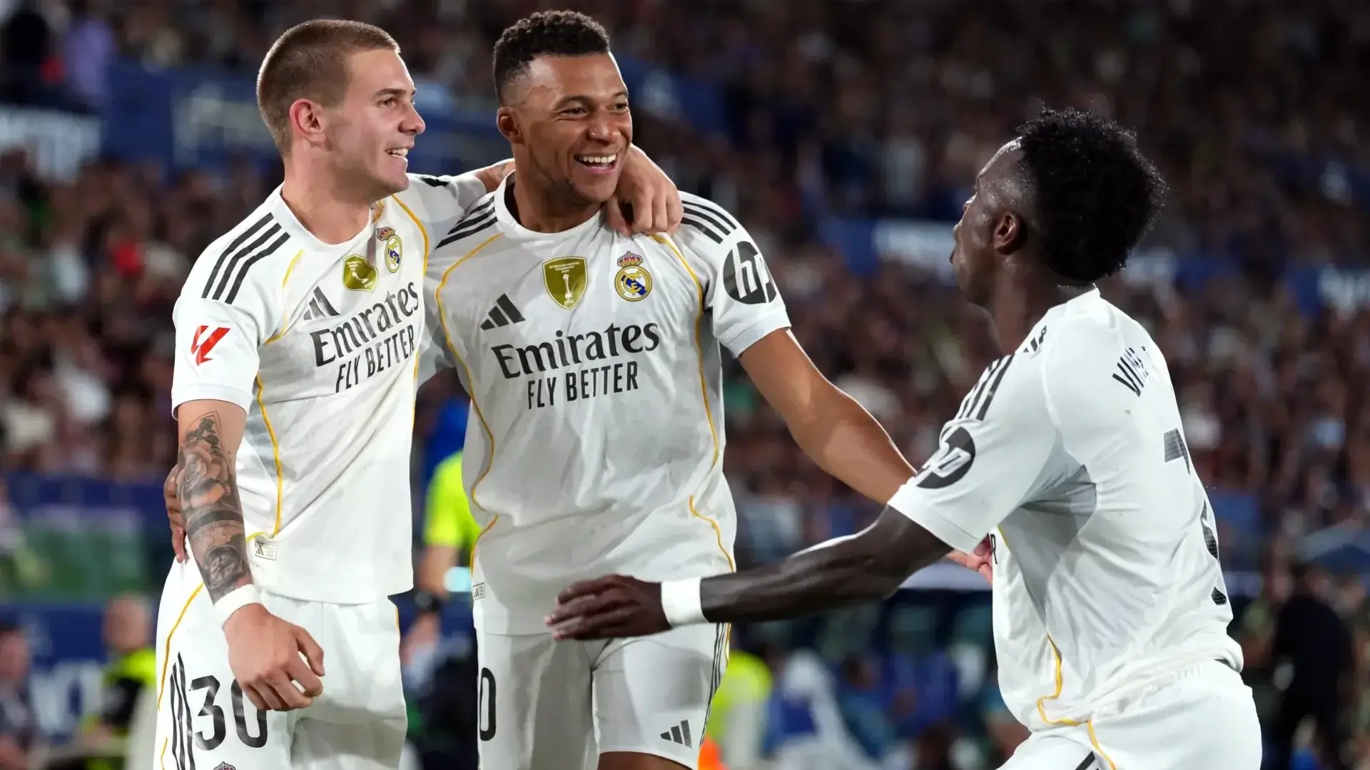 Real Madrid duy trì mạch toàn thắng