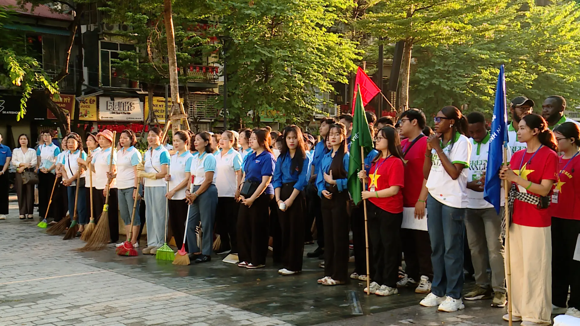 'Ngày Chủ nhật xanh' - Hành động vì môi trường bền vững