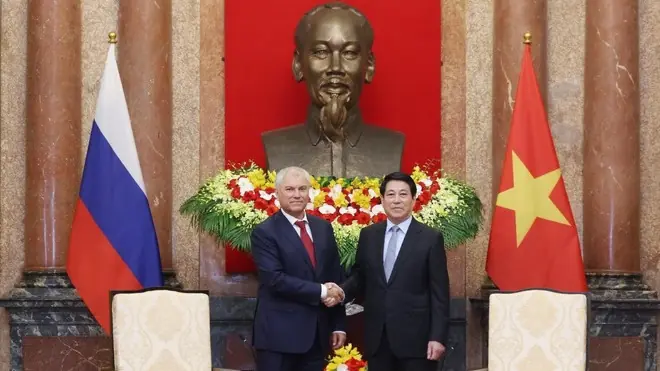 Chủ tịch nước Lương Cường tiếp Chủ tịch Duma Quốc gia Nga